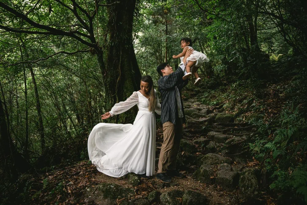 The Guide to Eloping With Kids – Tips and Ideas - Zephyr & Luna ...